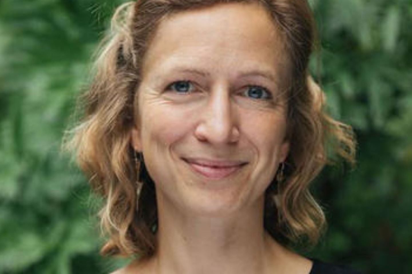 ChemBE Seminar Series presents: Susan Perkin from University of Oxford ...