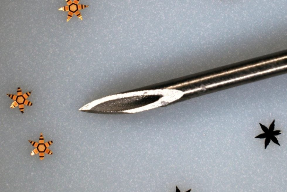 Micro Grippers: David Gracias Builds Micromachines That Fold, Stick ...