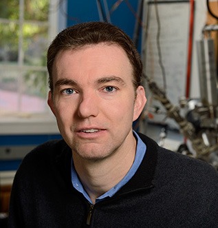 Christopher Shubert's Instagram, Twitter & Facebook on IDCrawl