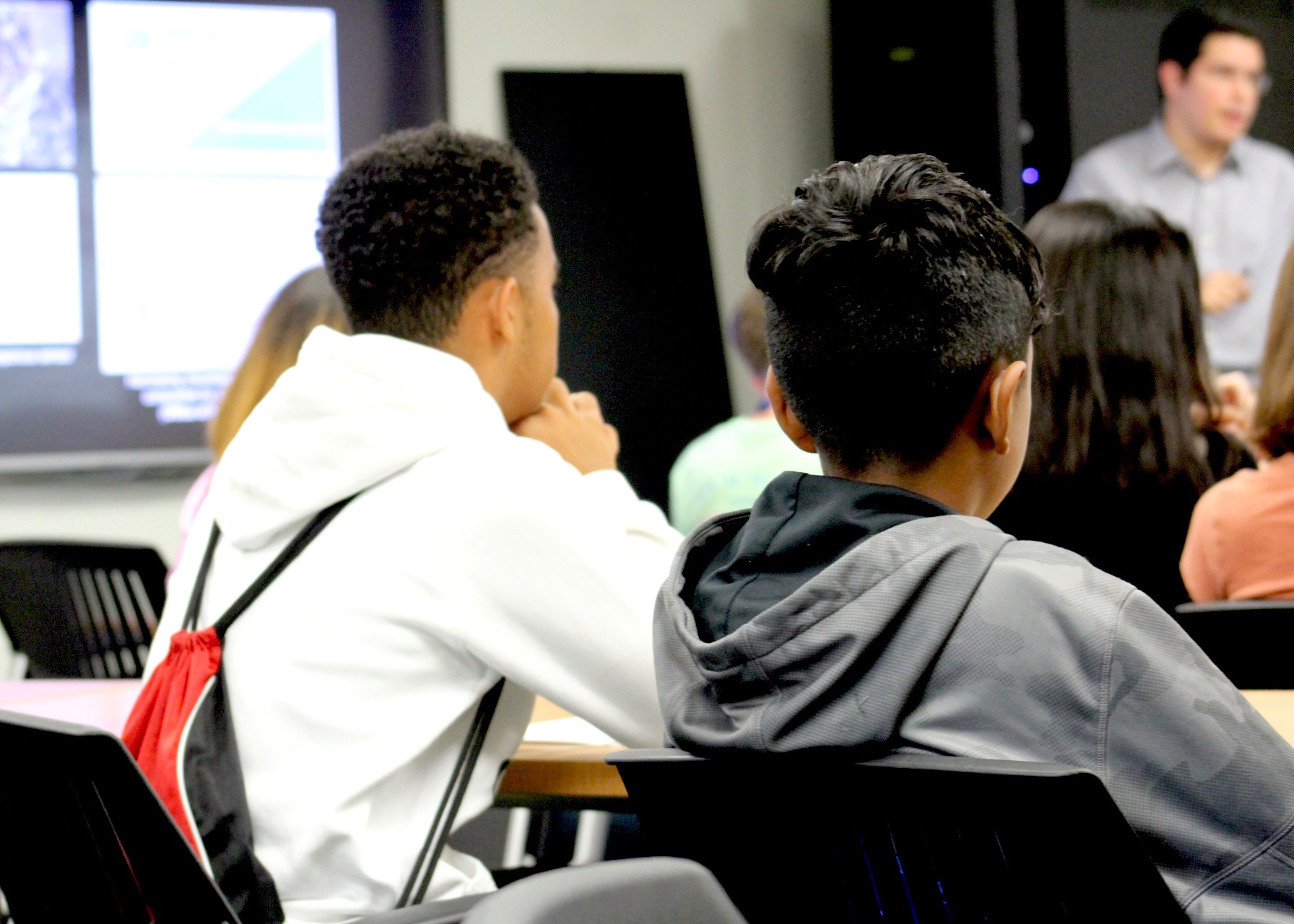 HEMI Workshop Gives High School, Middle School Students Crash Course in ...